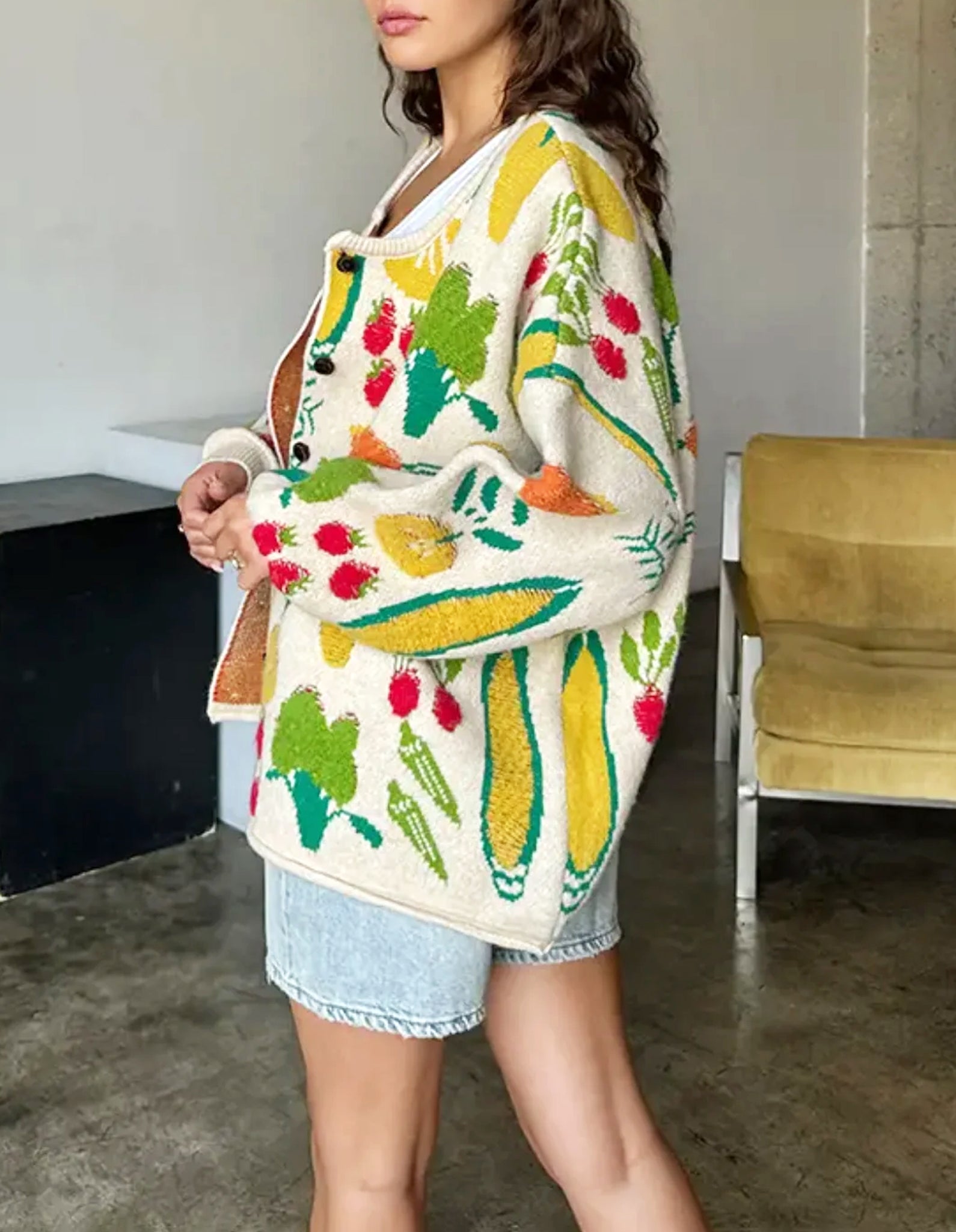 Farmer's Market Oversized Button Cardigan – Cuffs.